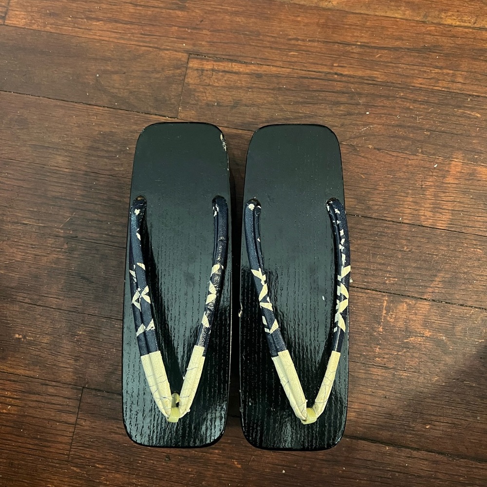 Japanese Old Traditional Wooden Sandals ”Geta” Size S… - Gem